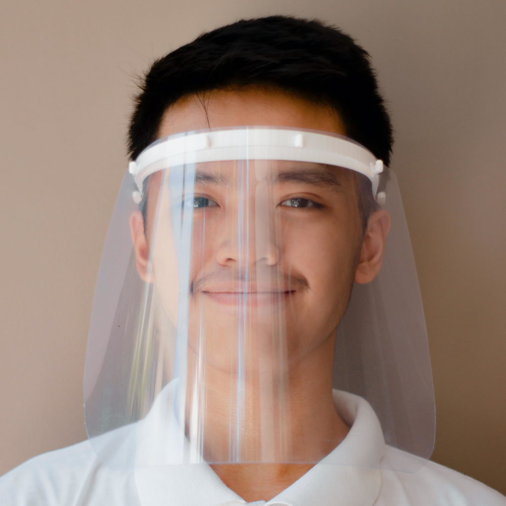 Wearing Clear Face Covers Improves Communication